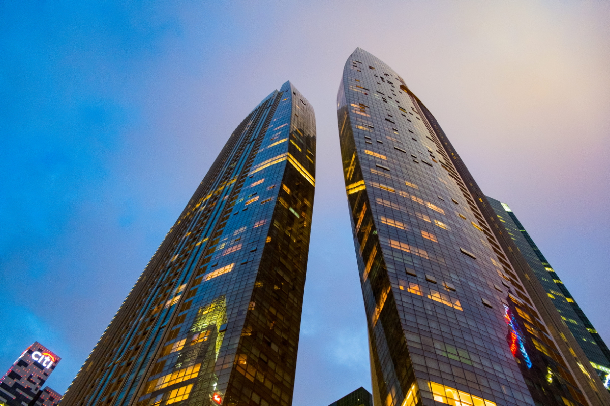 Is Citigroup Inc. (C) the Best Safe Dividend Stock for 2025?