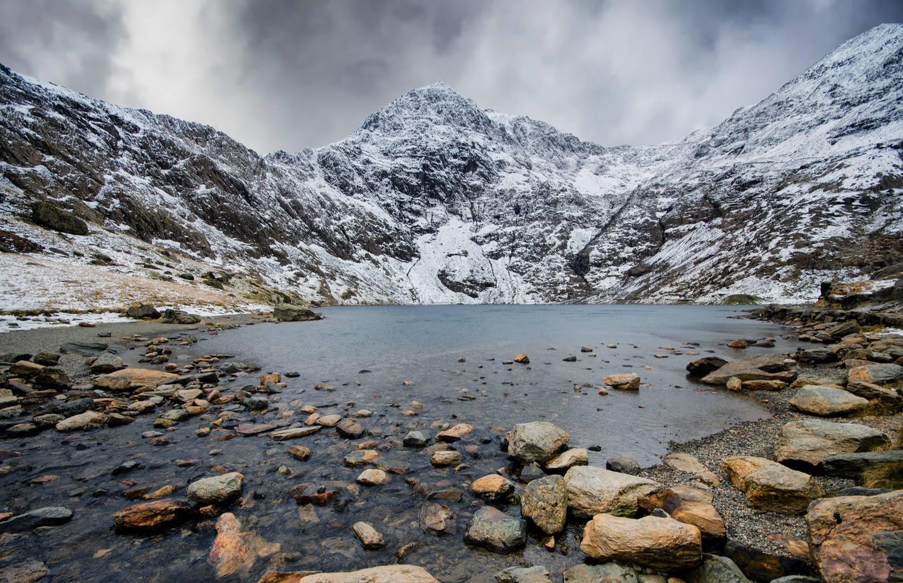 Discover the most BEAUTIFUL winter scenes in the UK and around the world