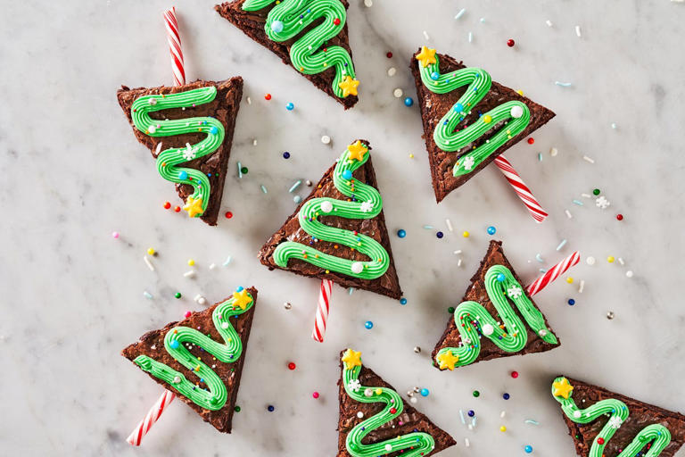 21 crowd-pleasing party desserts you can make with 10 ingredients or fewer