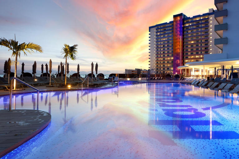 10 best family hotels in Tenerife for waterparks, swimming pools, kids ...