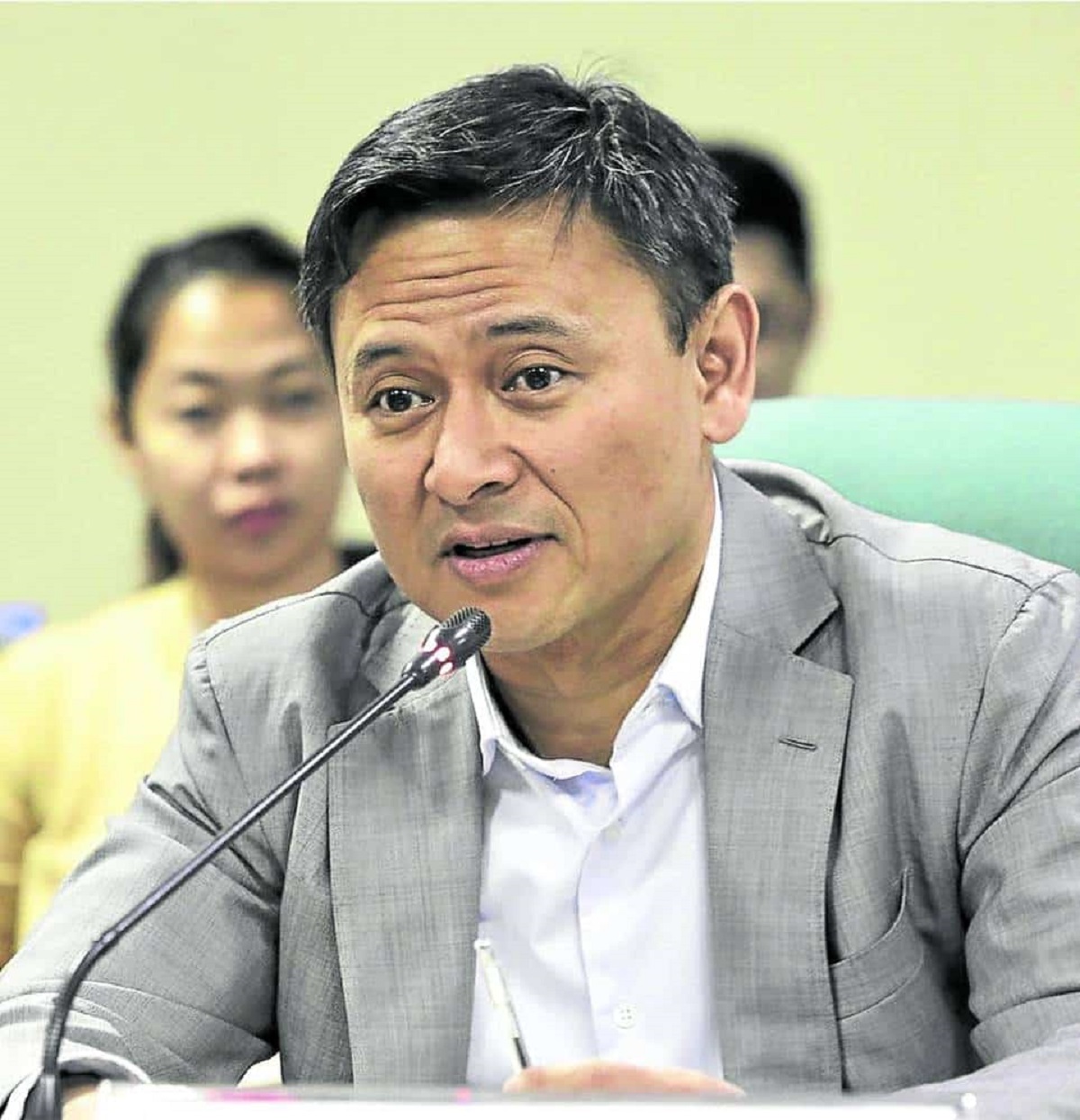 DepEd files criminal raps vs 7 schools with alleged ‘ghost students’