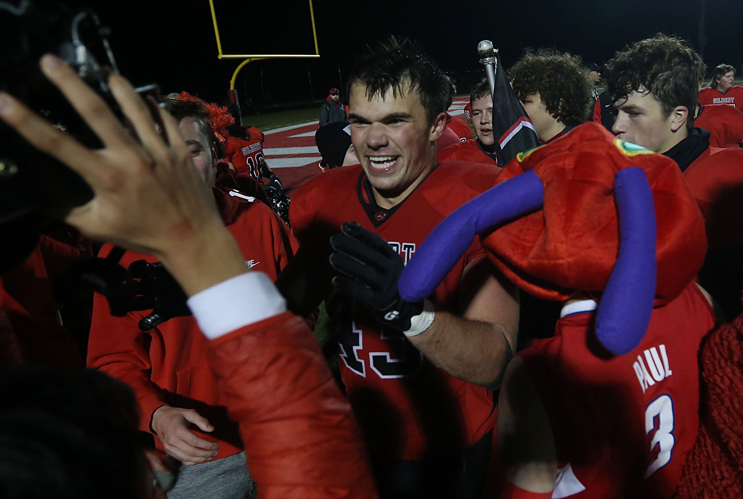 Gilbert senior Will Hawthorne named 2024-2025 Gatorade Iowa Football ...