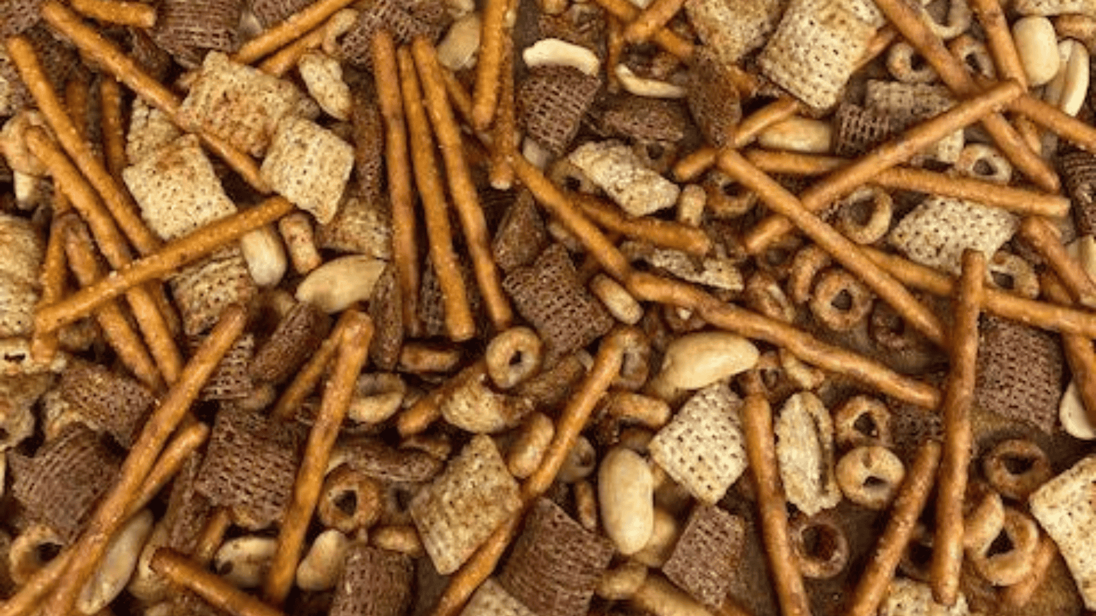 15 Sweet and Savory Party Mix Ideas That Will Vanish Fast