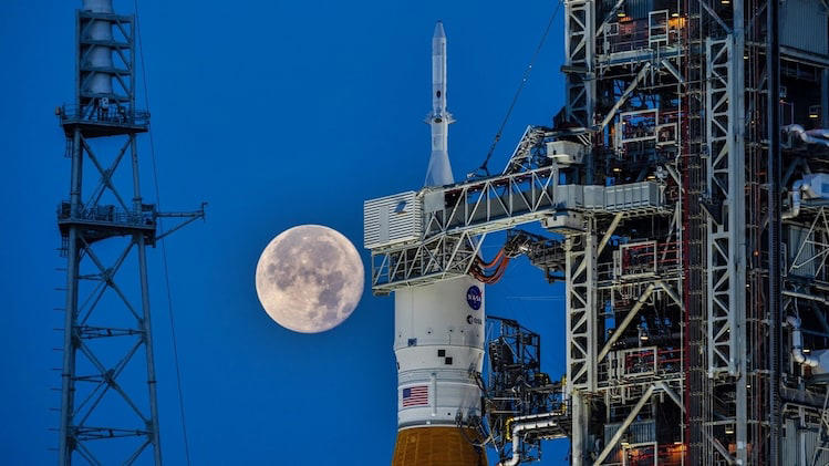 Nasa Delays Artemis Moon Mission To 2026 Over Heat Shield Problems