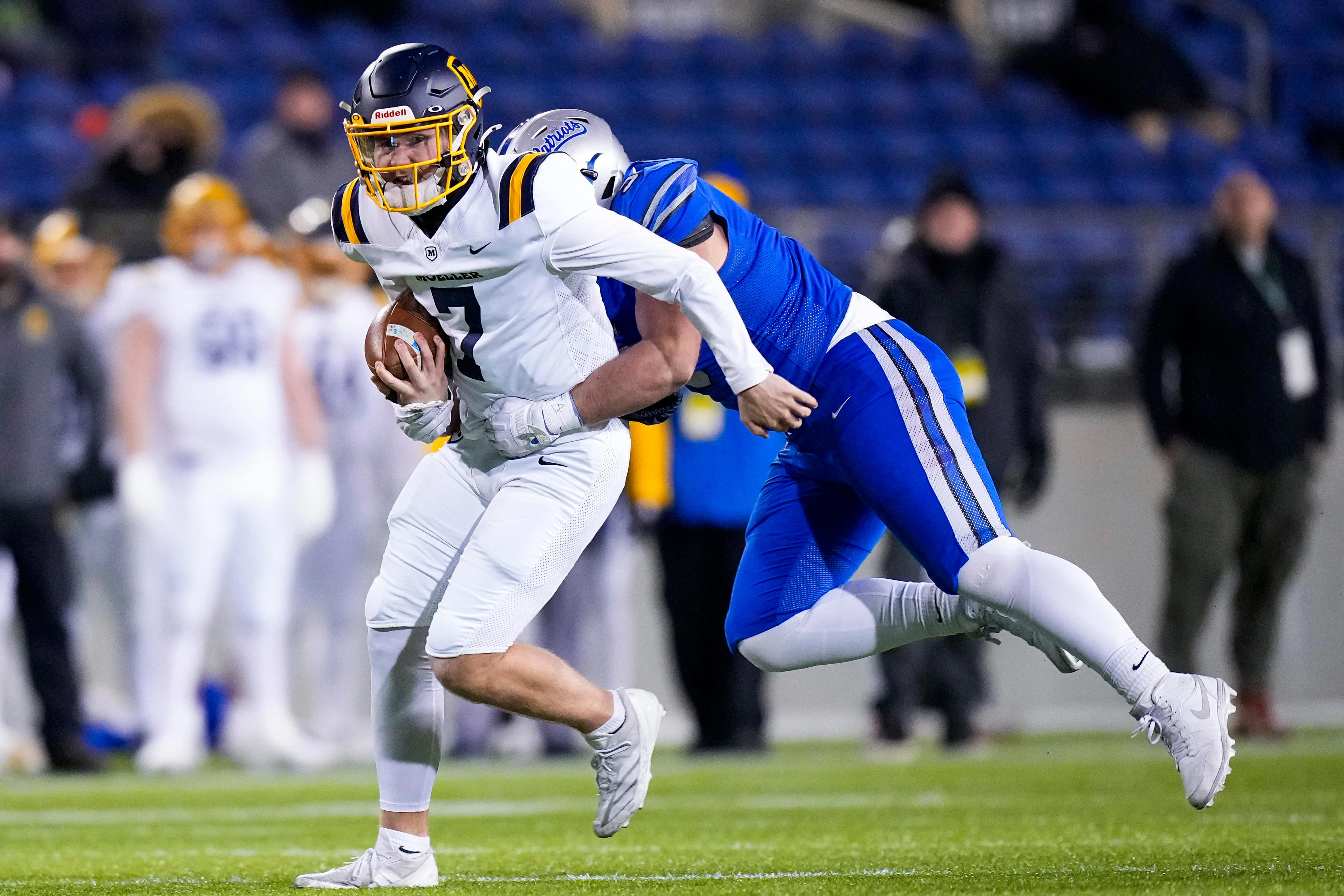 Oregon Ducks schedule official visit with fast-rising 2026 4-star QB target