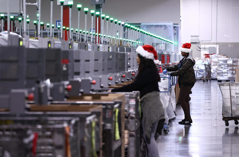 What's the shipping deadline for Christmas? Your 2024 holiday guide to ...