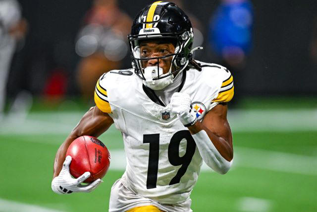 DeVonta Smith, Calvin Austin, Brandin Cooks: Start ‘Em, Sit ‘Em Picks for Fantasy Football Week 14