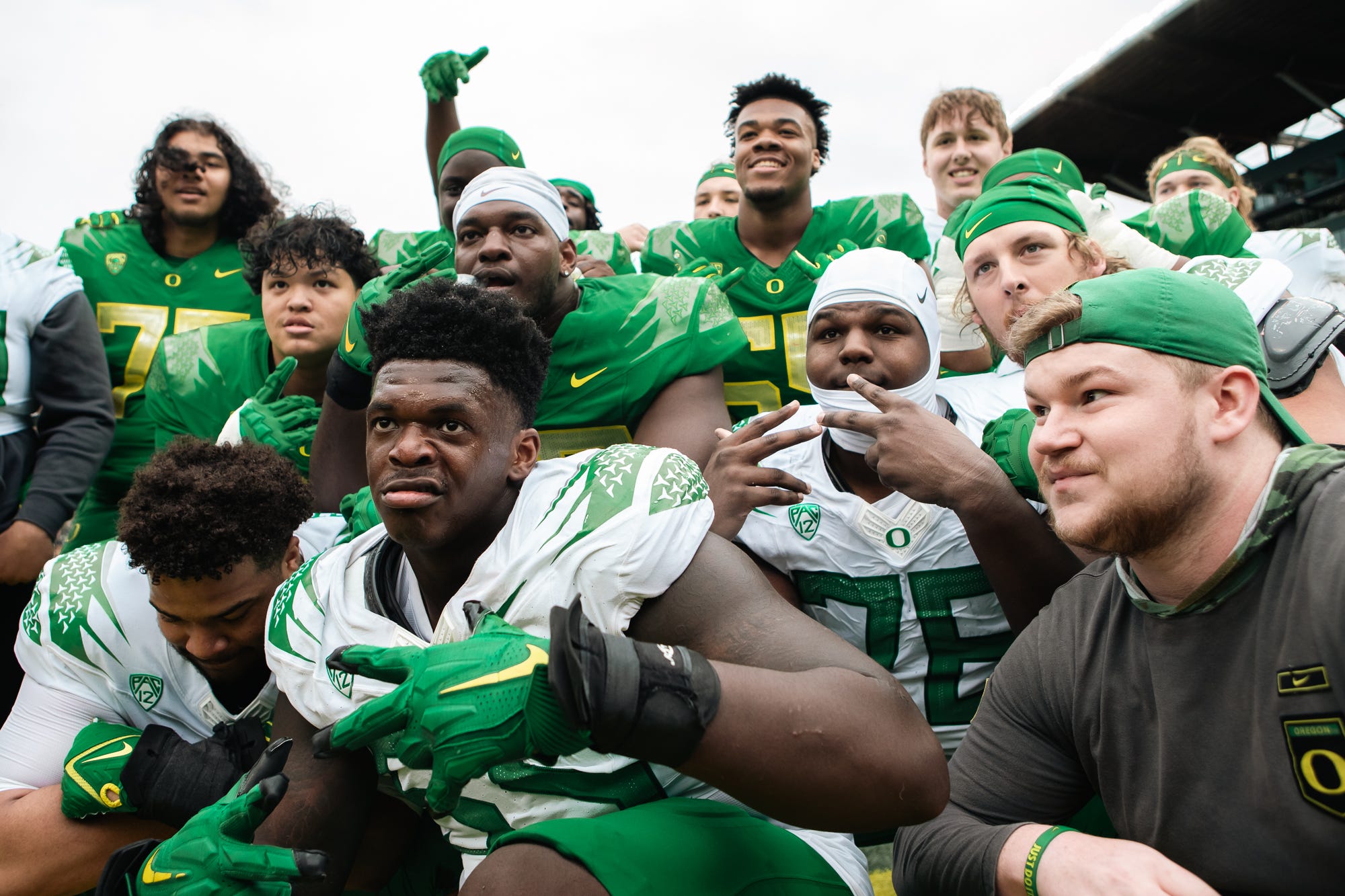 Oregon Ducks OL Marcus Harper hints at return for Big Ten Championship Game