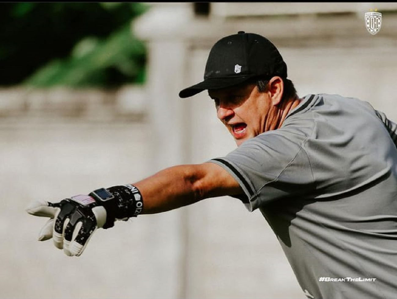 Johnny Jansen Pilih Asisten Sendiri, Pelatih Kiper Era Coach Teco Bertahan