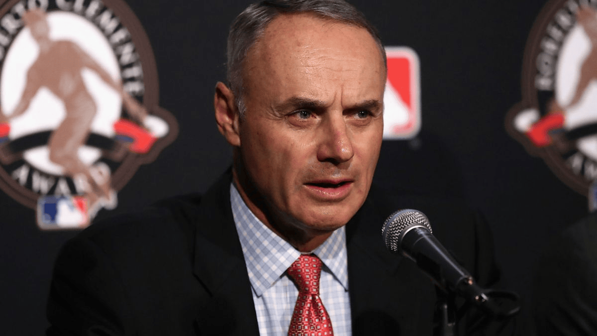 MLB: Commissioner Rob Manfred Weighs Proposal for Pete Rose's Hall of ...