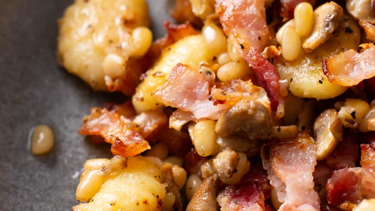25 satisfying meals you can just dump and bake