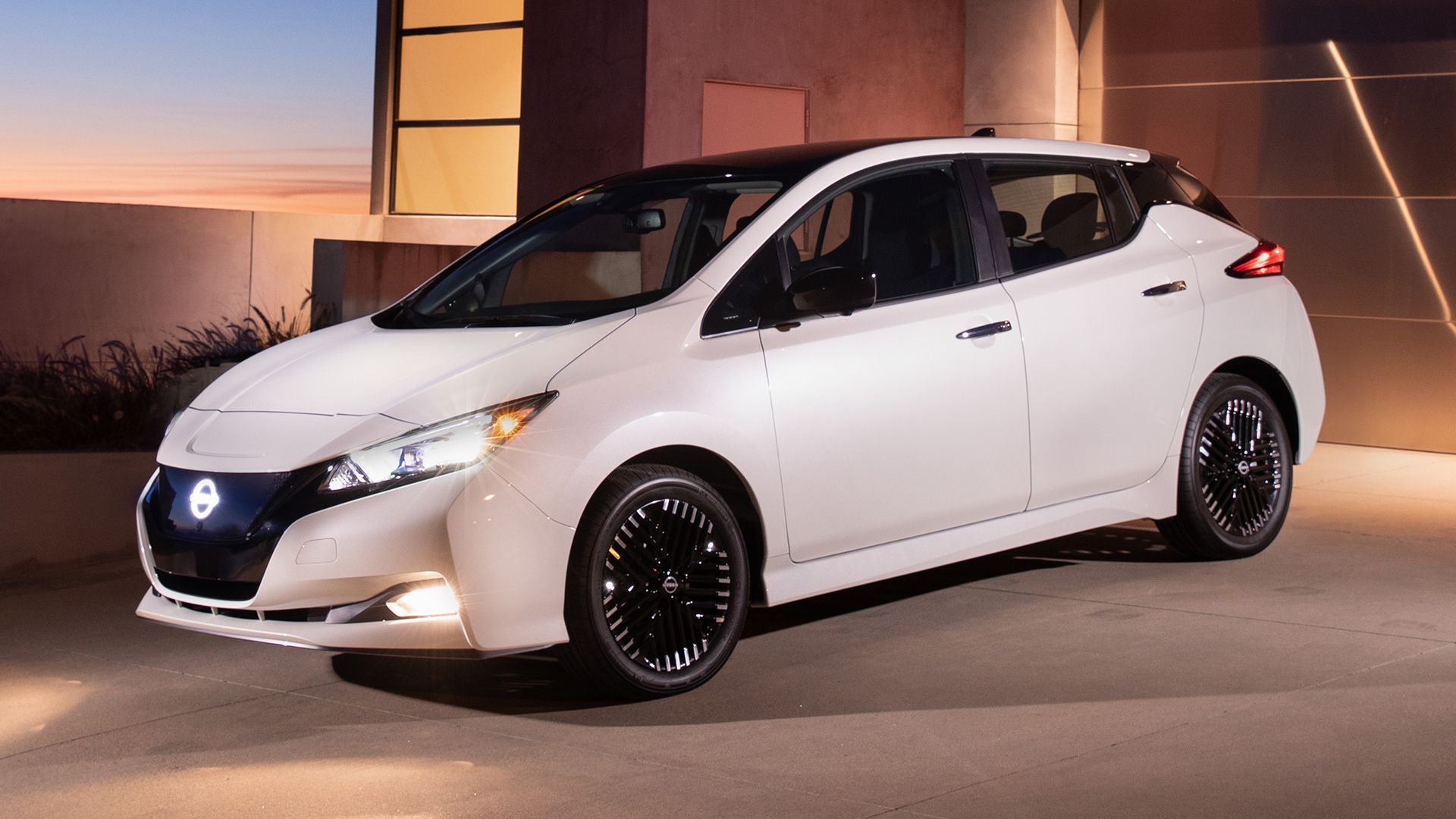 Best Electric Hatchbacks | 2025 Ratings | CarBuzz