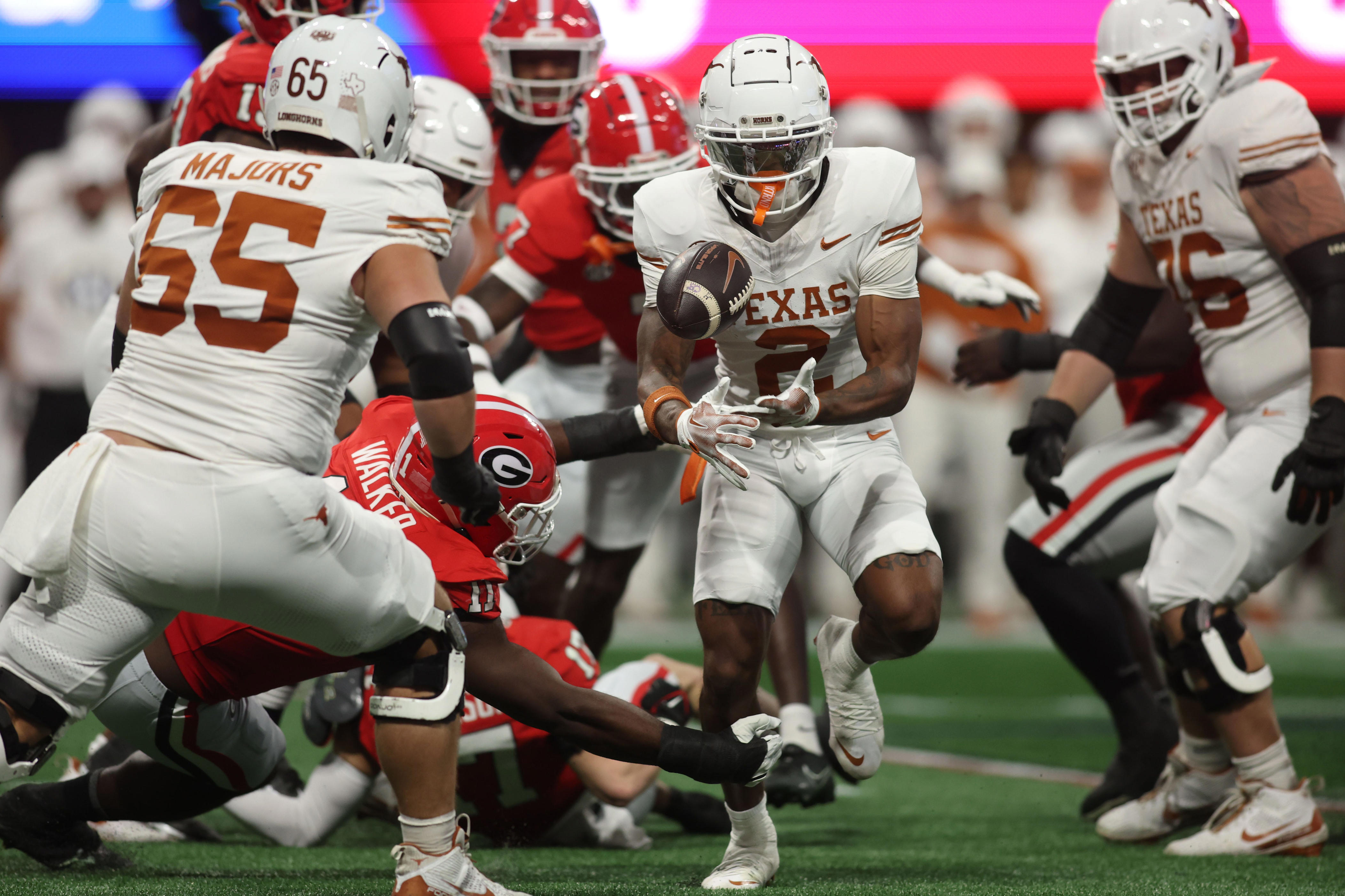 Texas football in transfer portal: How does it work? Deadlines to know