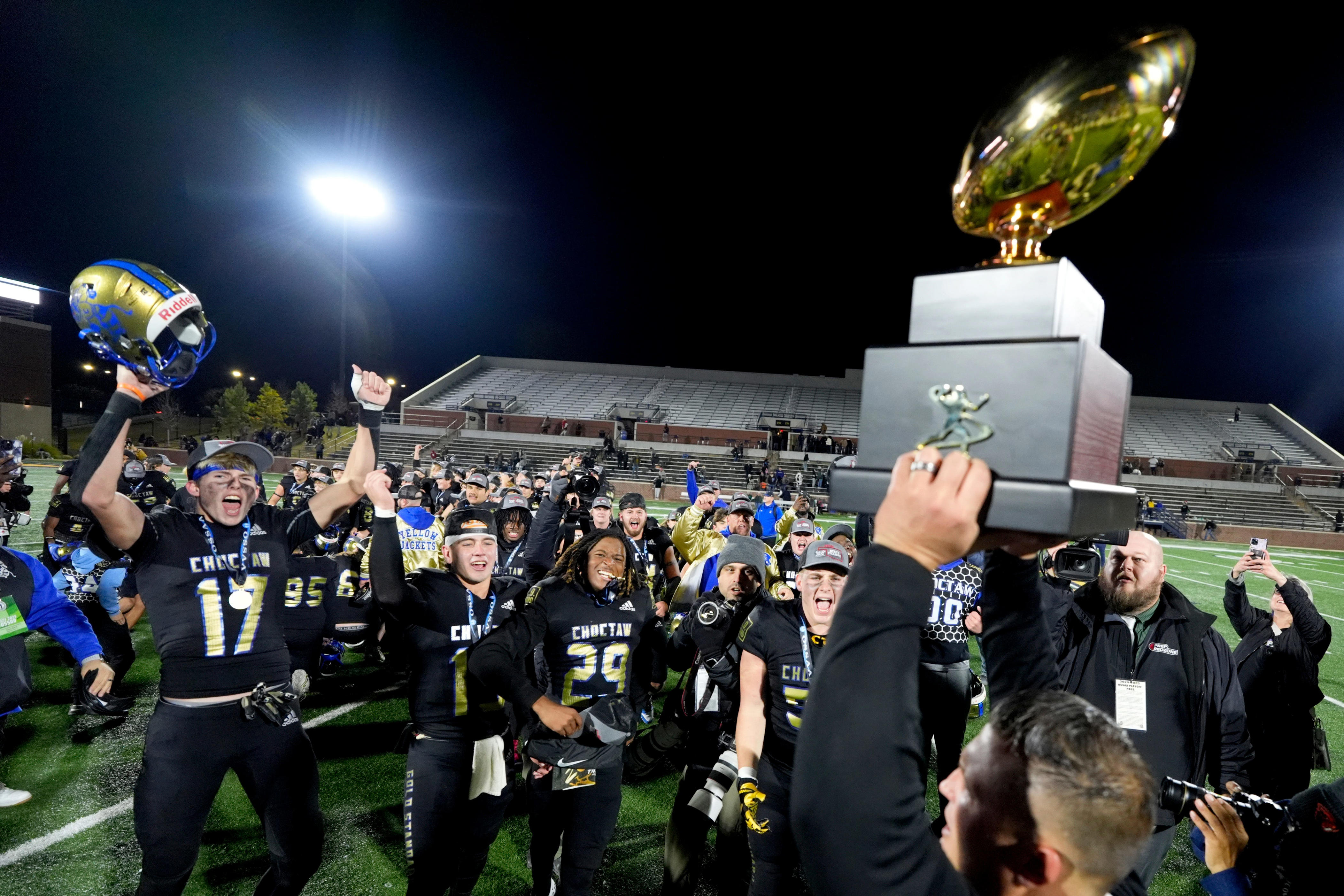 Oklahoma high school football playoffs, see this week's OSSAA schedule