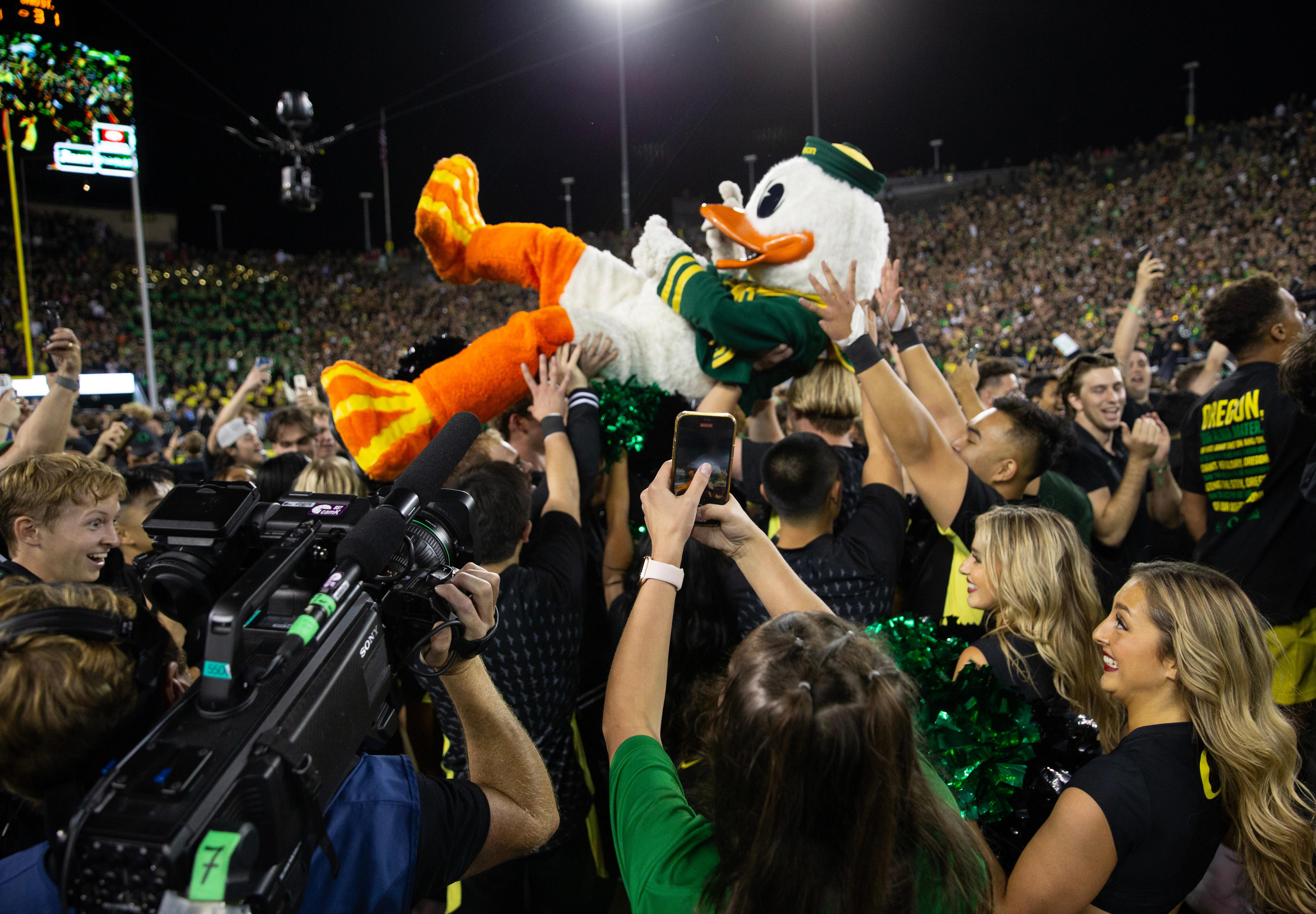 What to know to visit an Oregon Ducks football game