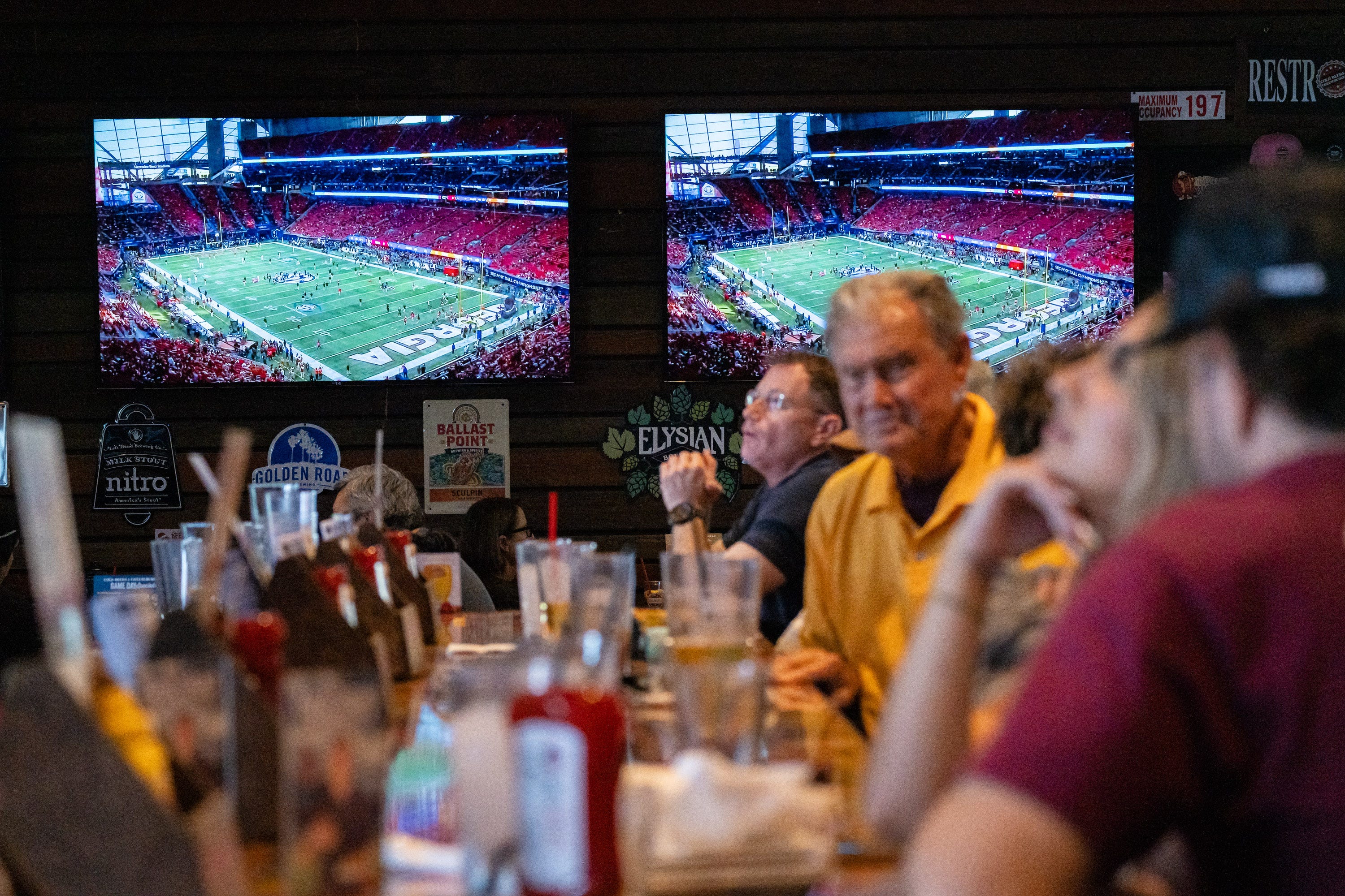 A Phoenix neighborhood restaurant closed. Now this new old favorite is ...
