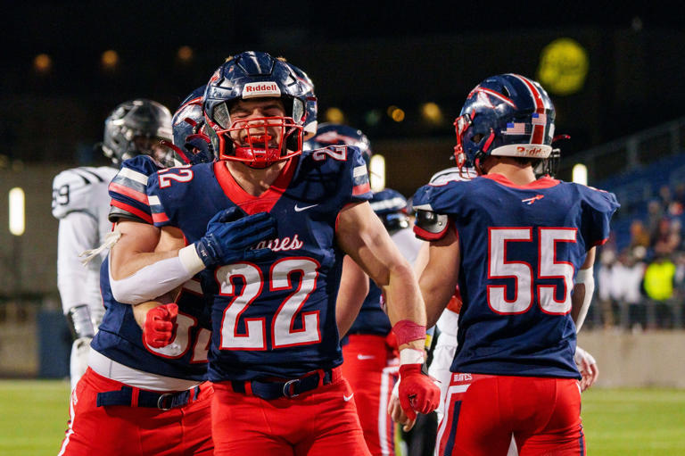 OHSAA football state finals | Grady Kinsey powers Indian Valley ...