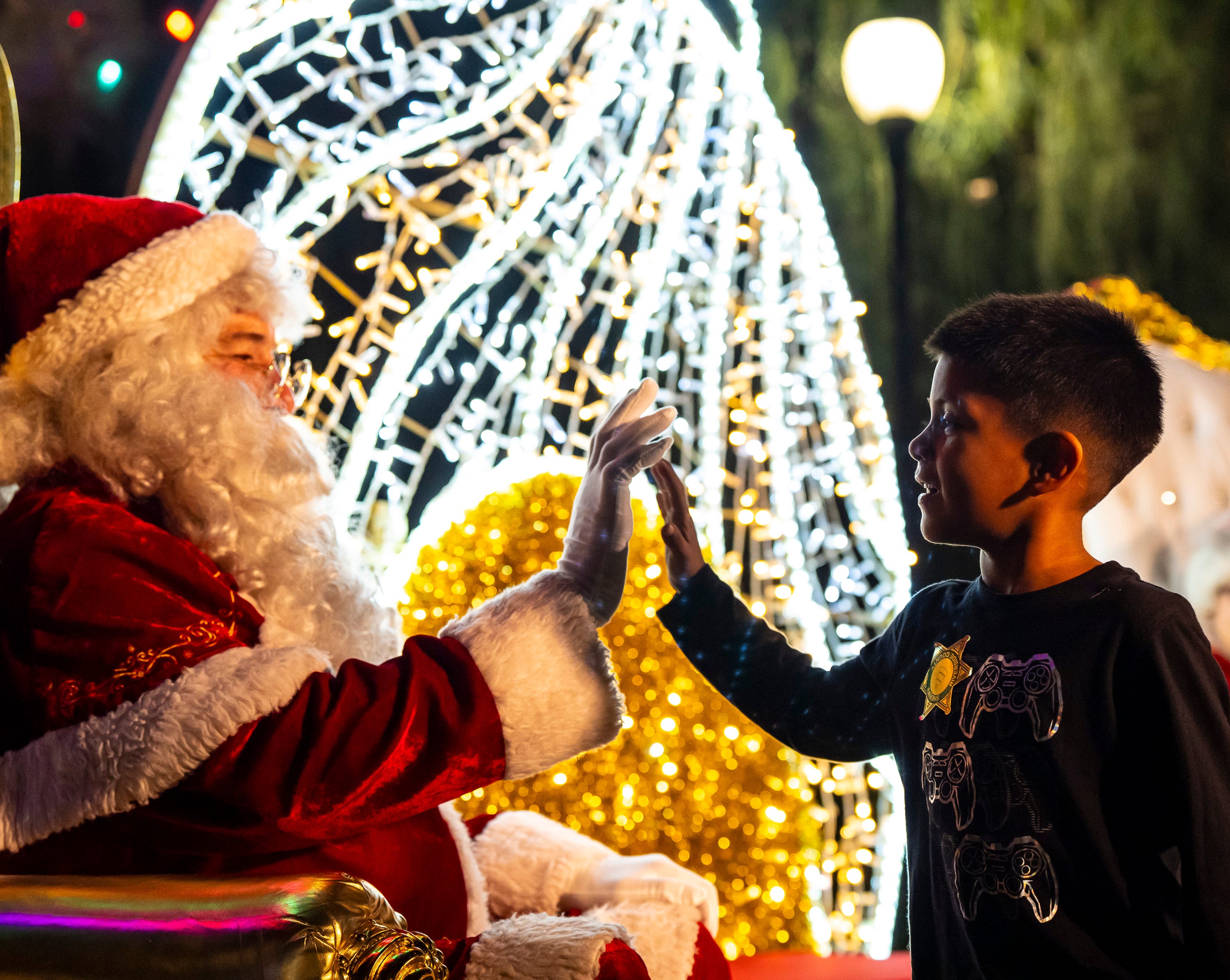 Searching for Santa? Here are 7 Coachella Valley holiday events where ...