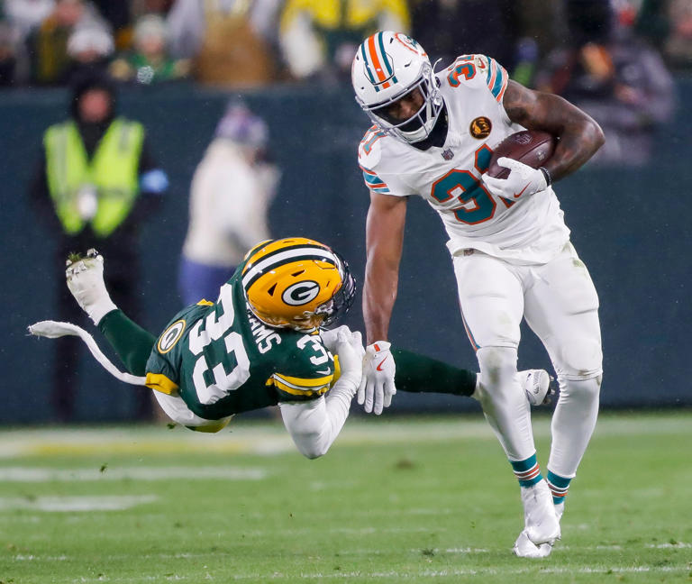 What channel is Dolphins vs Browns on today? Time, TV, streaming info ...