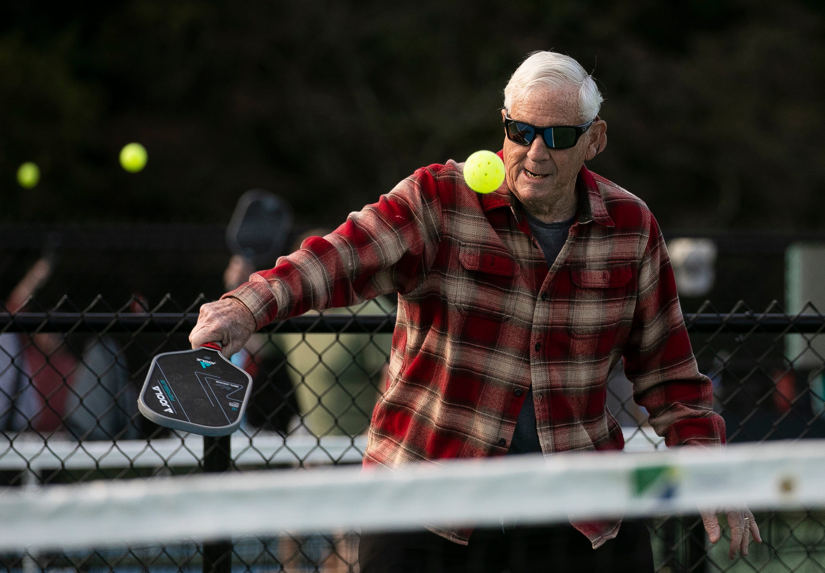 Pickleball: What is a backhand flick and how do you execute it?