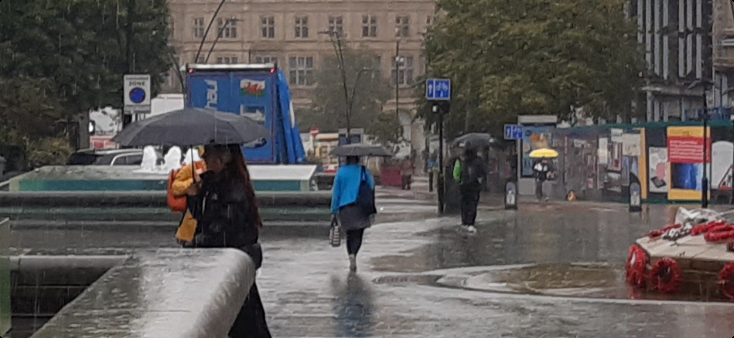 Met Office says that the weather is due to become 'breezy' with some ...