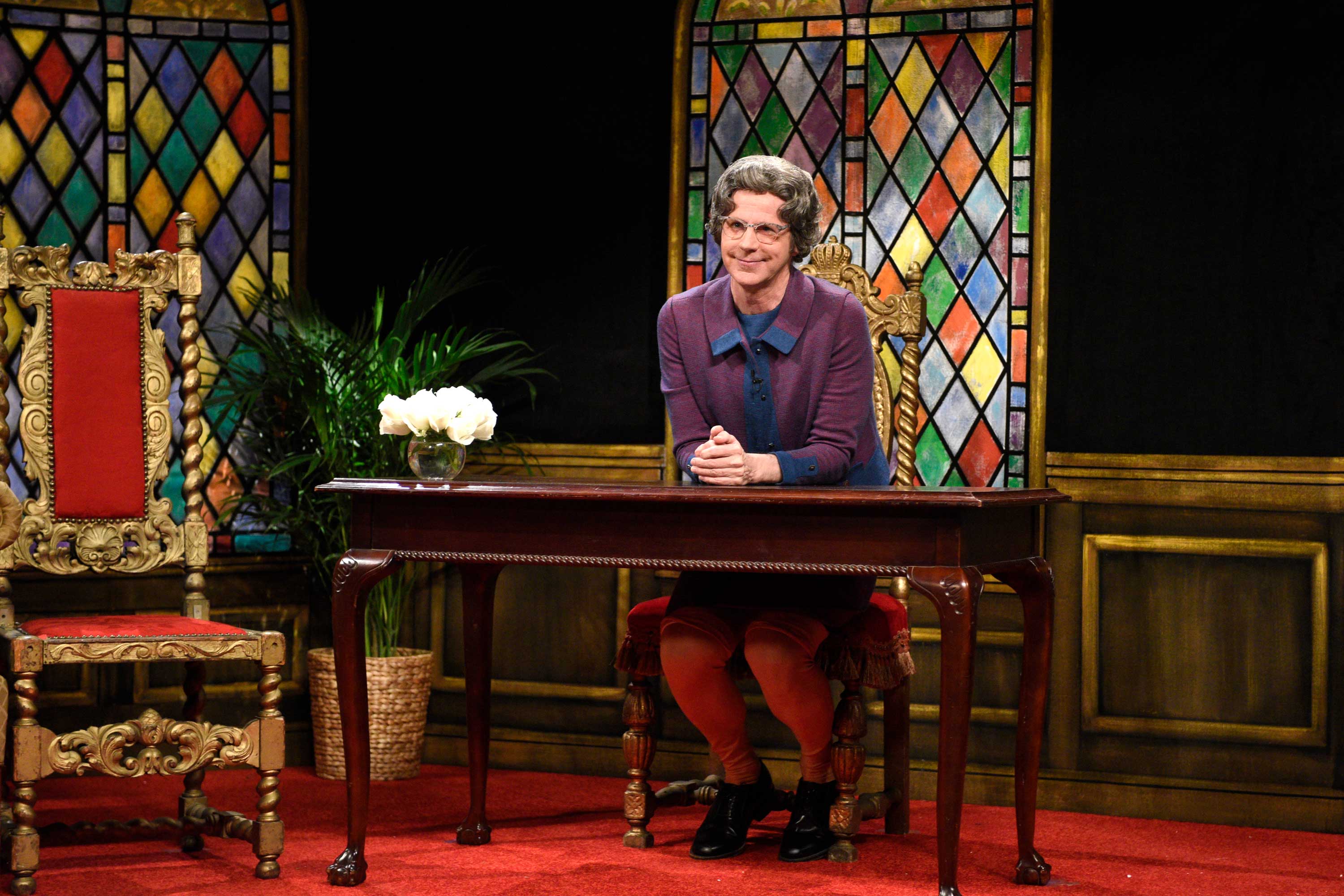 Dana Carvey's Church Lady Is Back in SNL's December 7 Cold Open with ...
