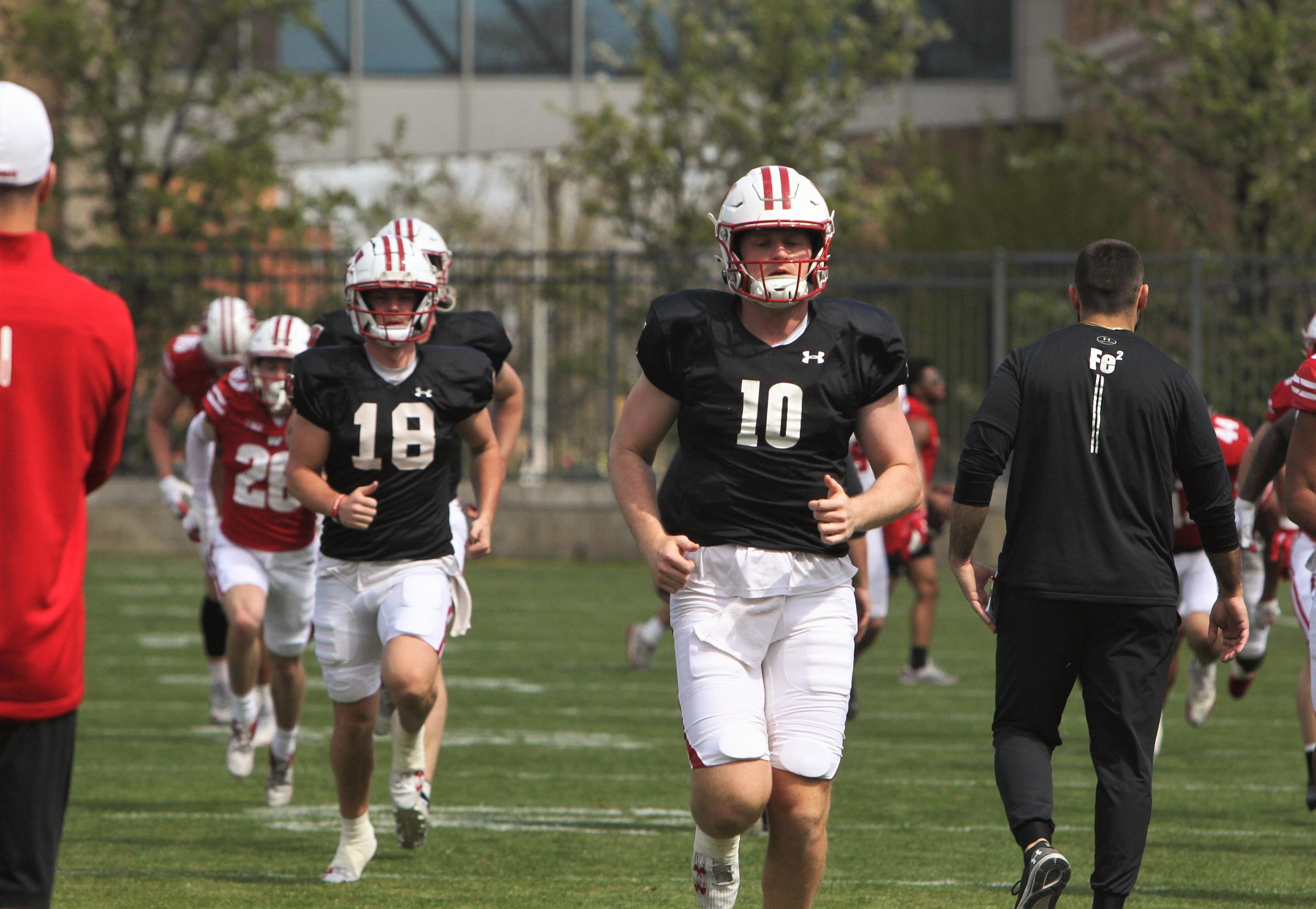 Wisconsin quarterback enters NCAA transfer portal