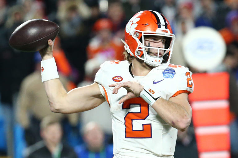 Cade Klubnik vs Quinn Ewers: Revisiting Clemson, Texas QBs' high school ...