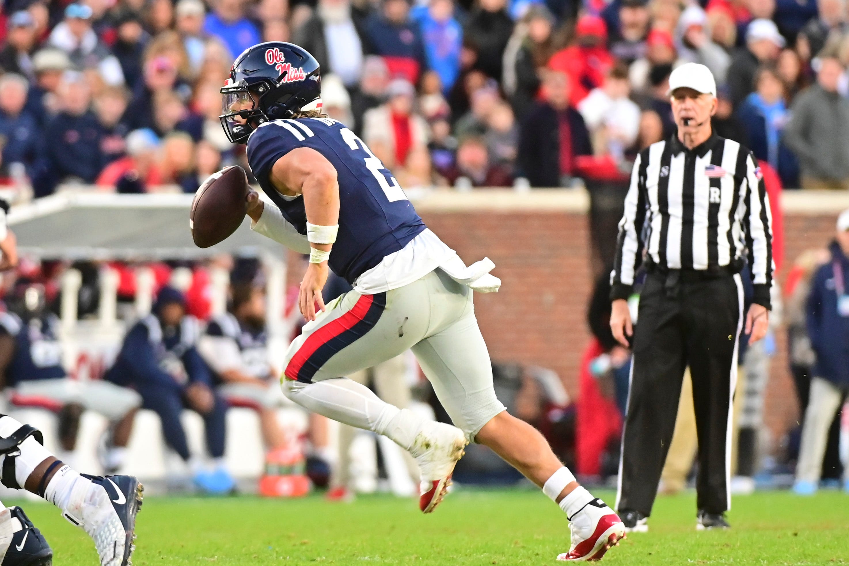 Ole Miss starting quarterback announces his decision for bowl game ...