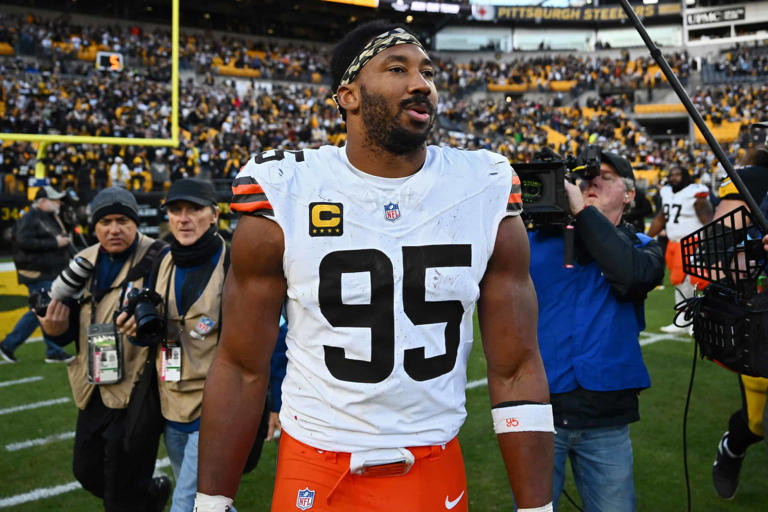 Myles Garrett Reacts To Jimmy Haslam's Support Of Kevin Stefanski ... Myles Garrett Reacts To Jimmy Haslam's Support Of Kevin Stefanski ...