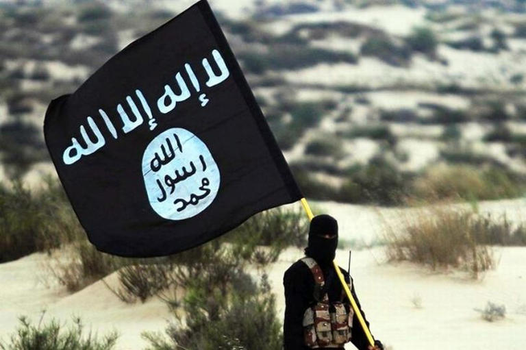 ISIS 'urges supporters to kill Christians' after grim beheadings reported