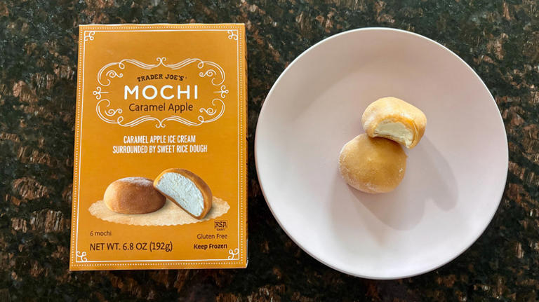 Every Trader Joe's Frozen Mochi Flavor, Ranked
