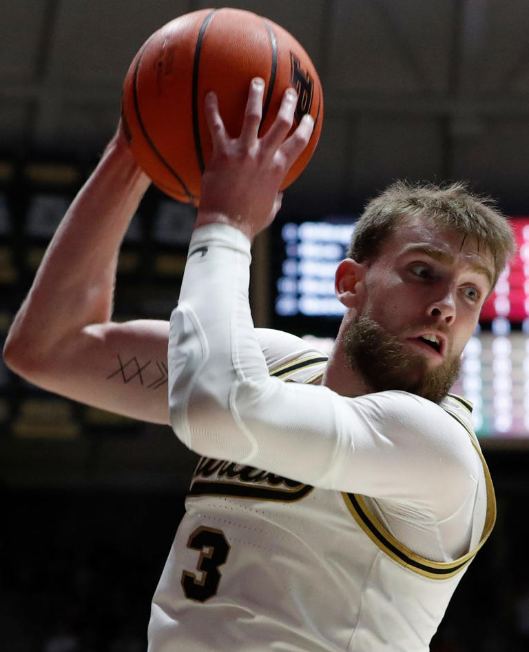 Purdue basketball big man out vs. Toledo on Sunday, maybe longer