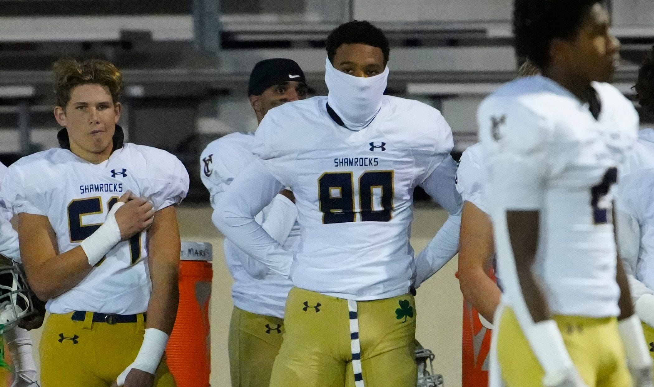 Former 3-star Edge Rusher Jaxson Jones intends to enter the transfer portal