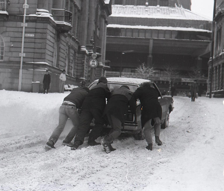 15 amazing images revealing Preston's 1981 Big Freeze, when the whole ...