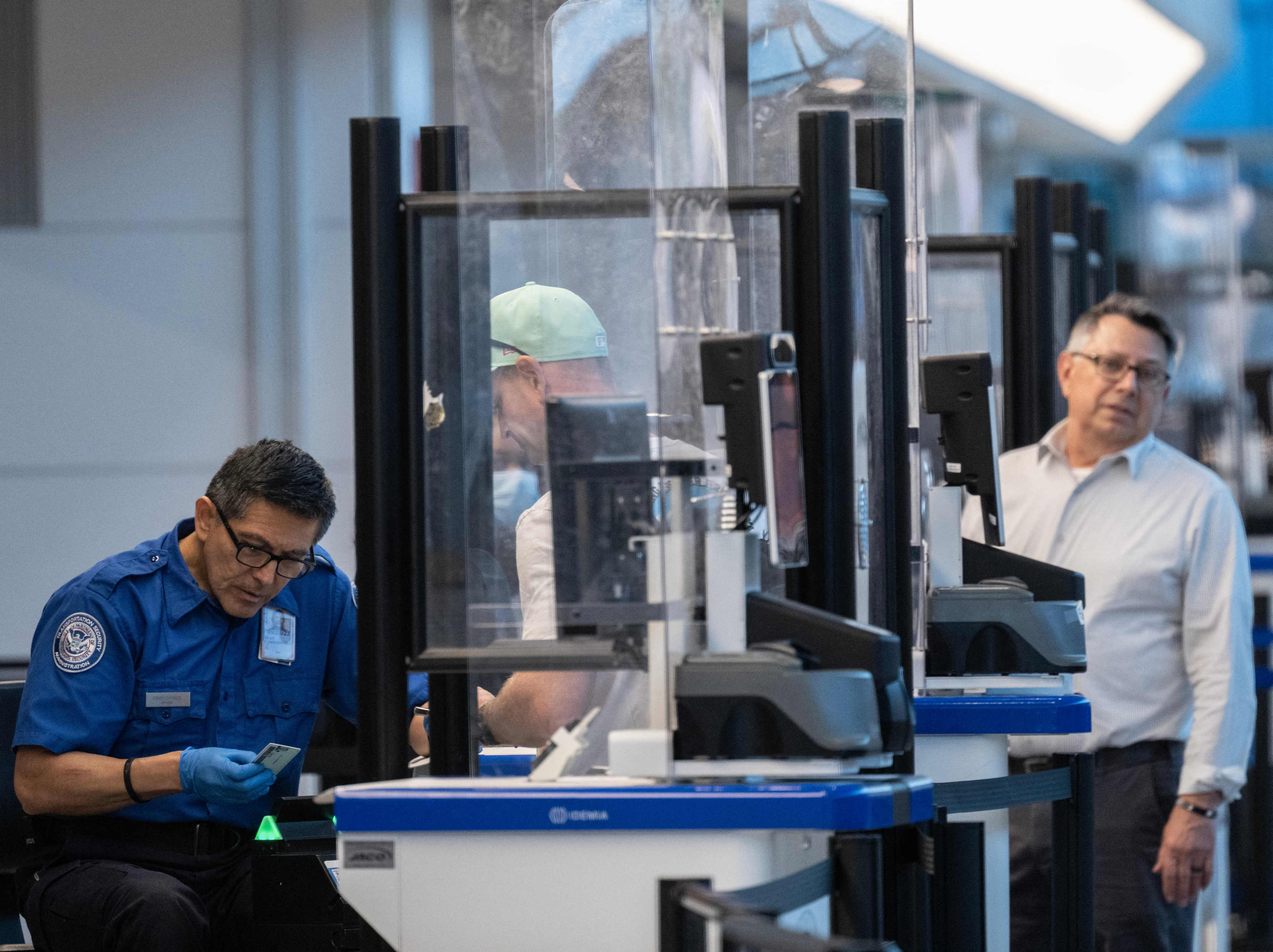 Check your Georgia ID: Real ID Act goes into effect in 2025. Here's ...