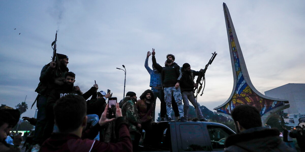 Nach Sturz von Assad - Die ersten Rückkehrer warten schon an der Grenze Nach Sturz von Assad - Die ersten Rückkehrer warten schon an der Grenze