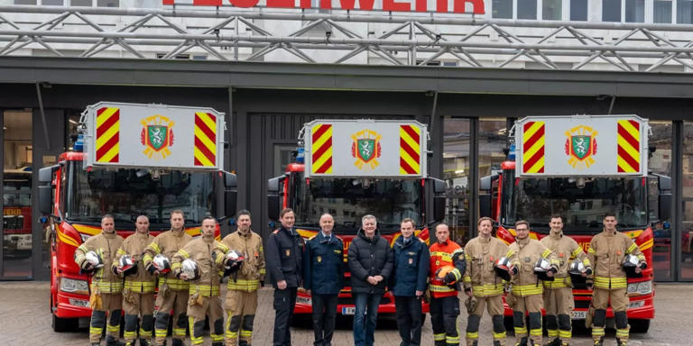 „Für die Sicherheit unserer Stadt“: Neue Fahrzeuge für die Grazer Feuerwehr „Für die Sicherheit unserer Stadt“: Neue Fahrzeuge für die Grazer Feuerwehr
