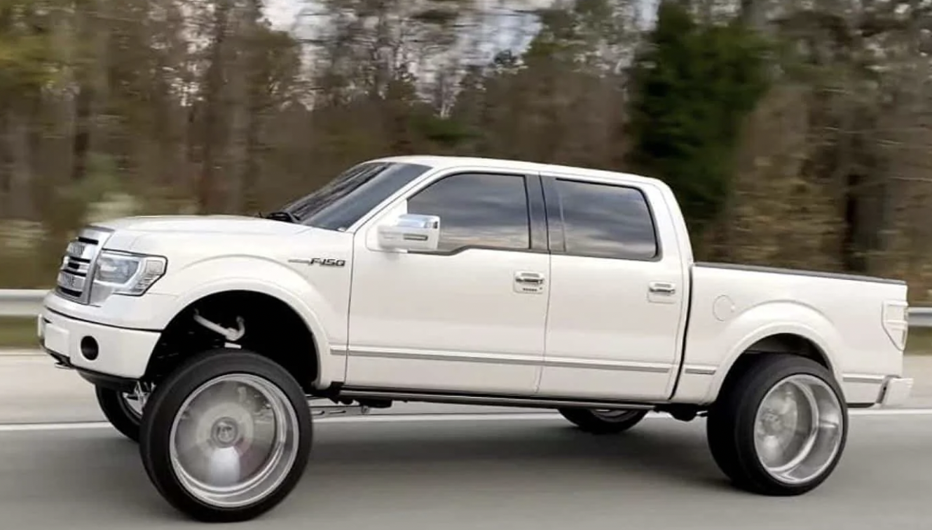 20 Obnoxious Car Mods Real Enthusiasts Can't Stand