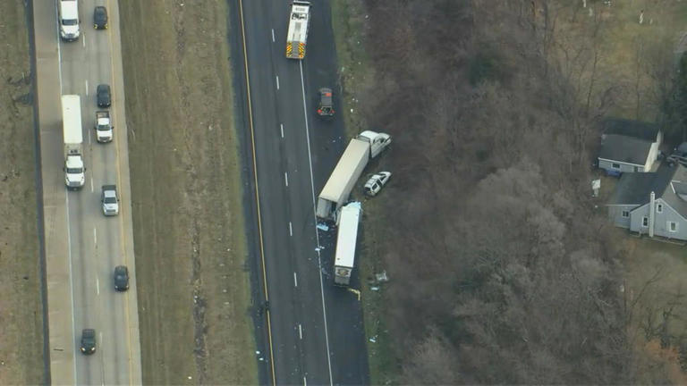 I-78 east in Pennsylvania reopens after fatal crash involving 2 tractor-trailers