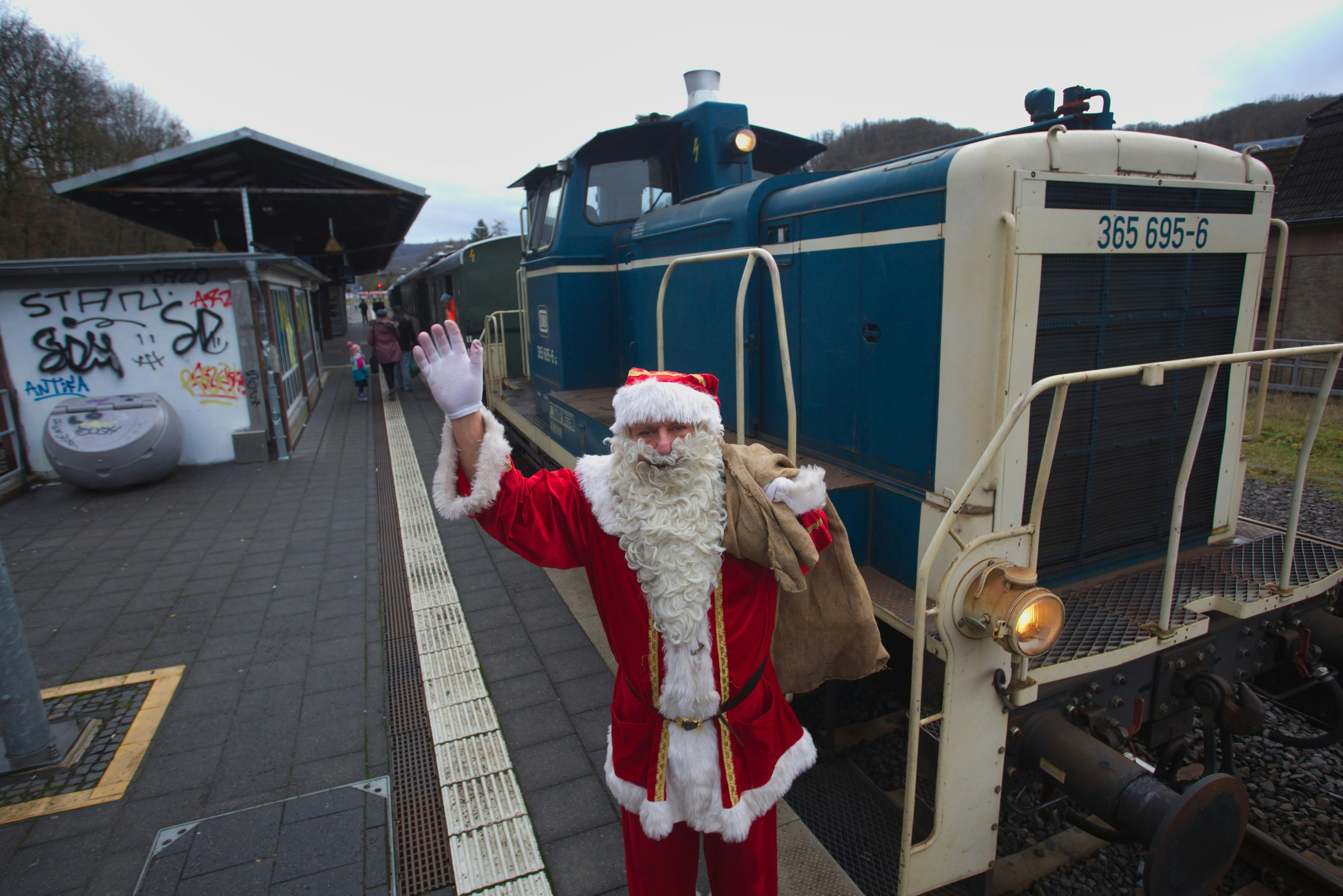 Museumsfahrten: Der Nikolaus fährt in Dieringhausen wieder mit der ...