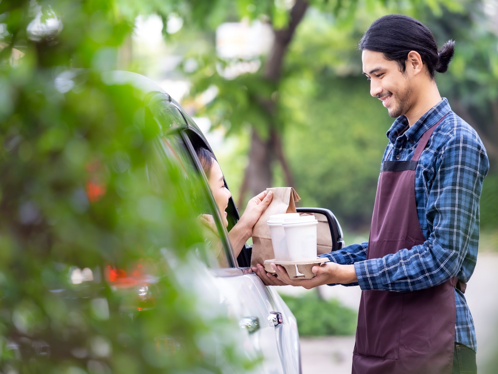 10 Things You Should Never Do at the Drive-Thru
