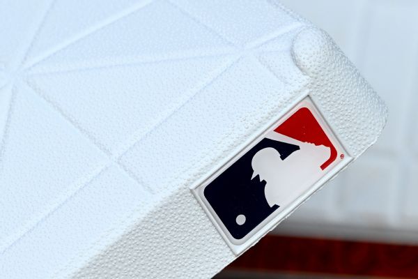 Study: MLB's average salary tops $5 million for first time