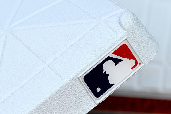 Study: MLB's average salary tops $5 million for first time