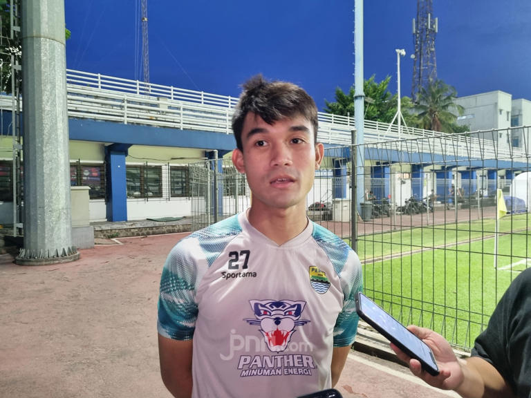 Persib Siap Pulangkan Zalnando ke Bandung di Bursa Transfer Tengah Musim Persib Siap Pulangkan Zalnando ke Bandung di Bursa Transfer Tengah Musim
