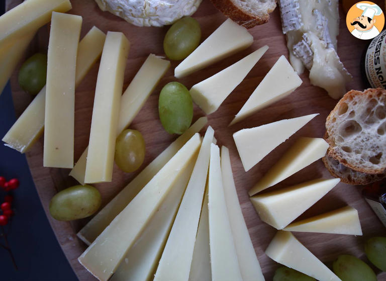 How to make a cheese platter?