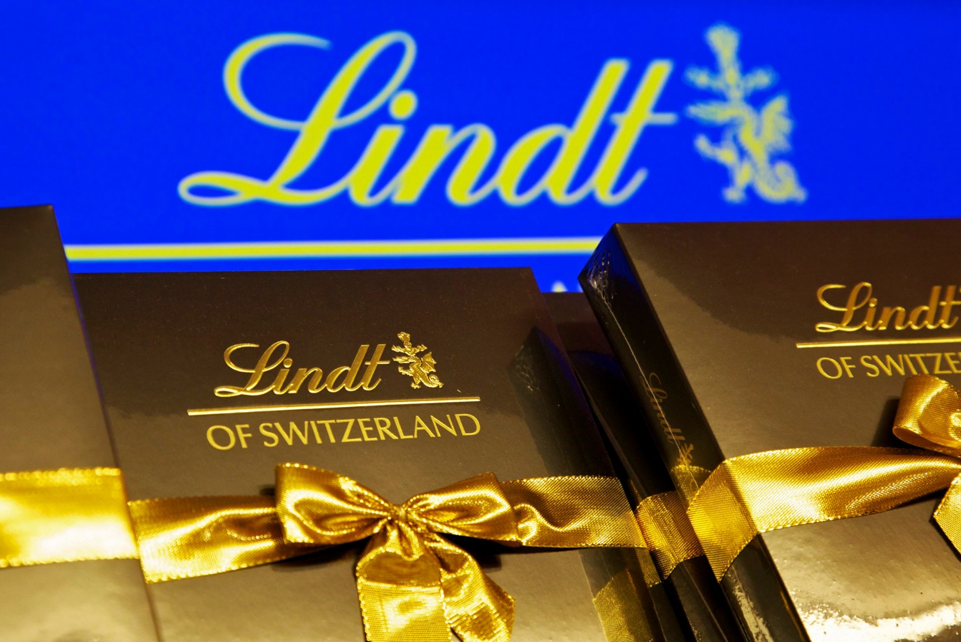 Supermarket imposes strict new rule for shoppers buying 'dream' Lindt ...
