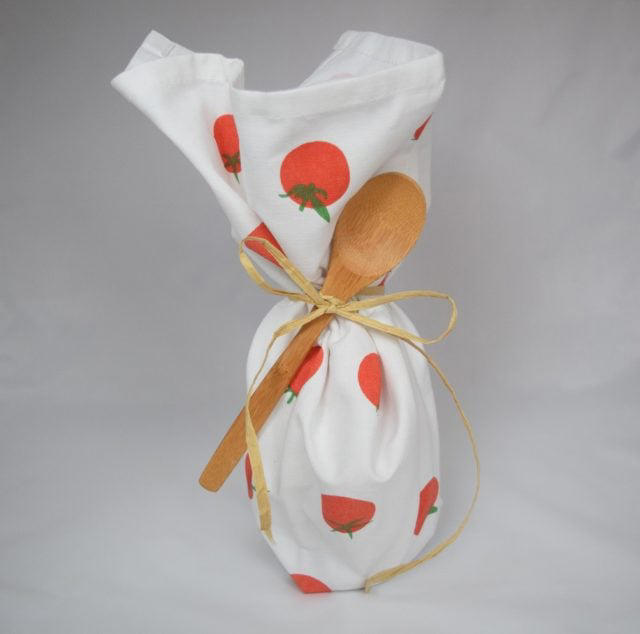 Unique Reusable Gift Wrap That is Part of the Gift
