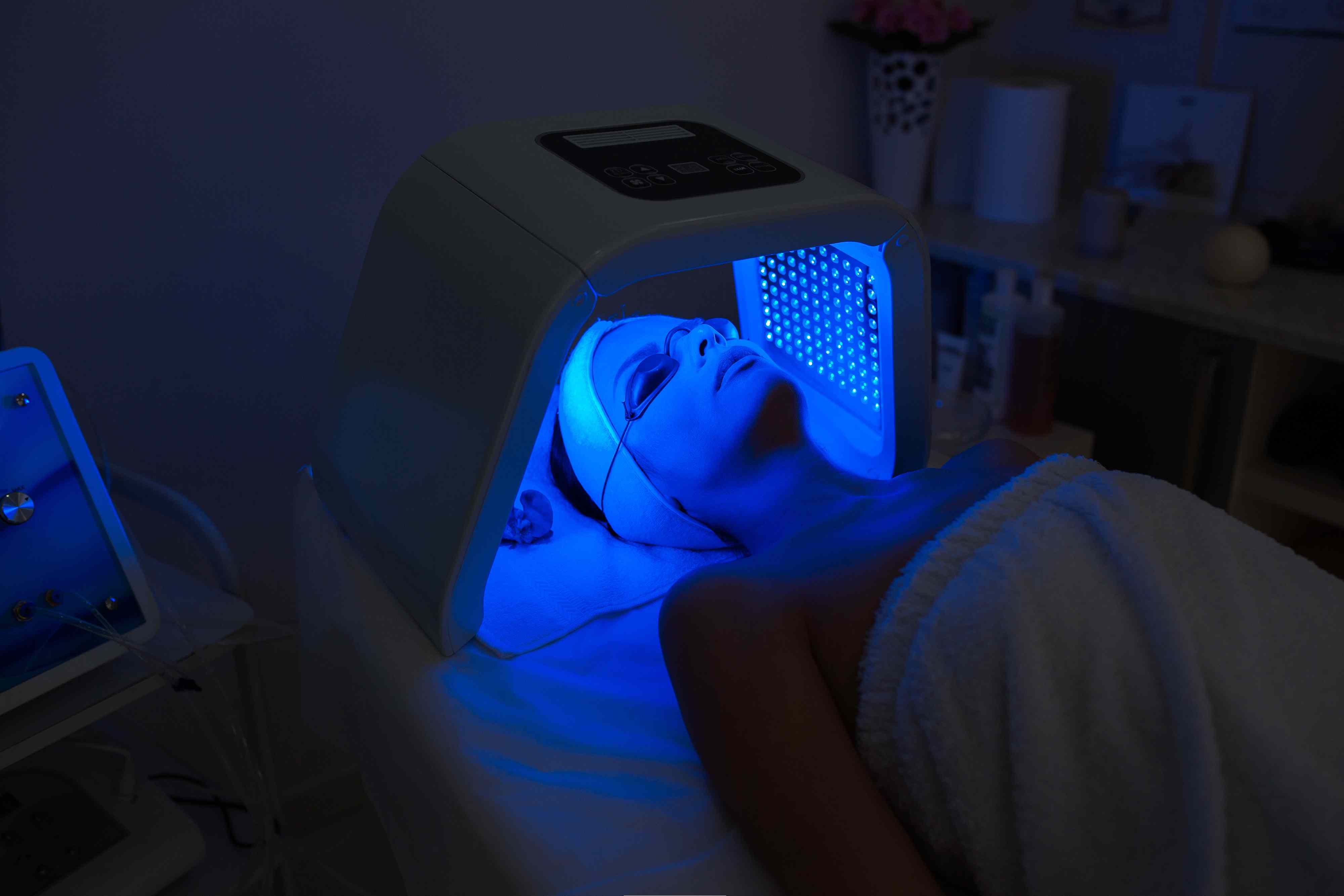 Light Therapy for Atopic Dermatitis: Benefits and Risks