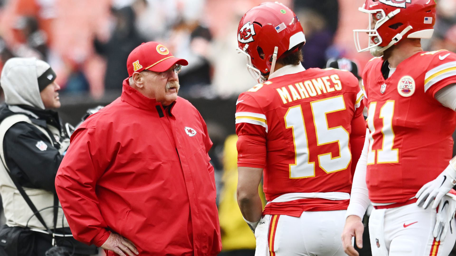 Chiefs won’t rule out Patrick Mahomes vs. Texans yet Chiefs won’t rule out Patrick Mahomes vs. Texans yet